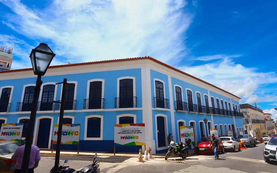 Governo entrega reforma de prédio do Centro Caixeral para funcionamento ...